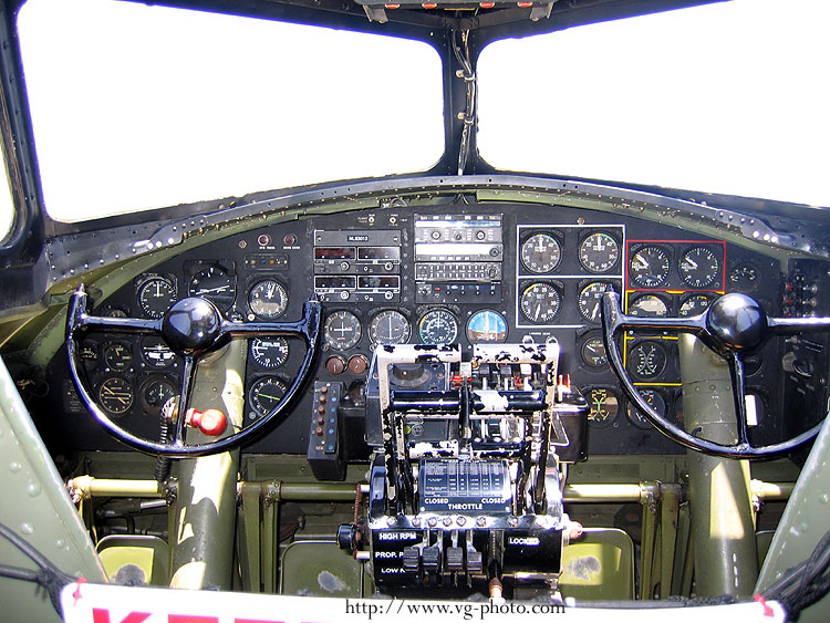 Van Gilder Aviation Photography, B-17 Flying Fortress