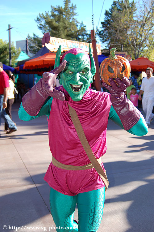 Van Gilder Aviation Photography, Universal- People